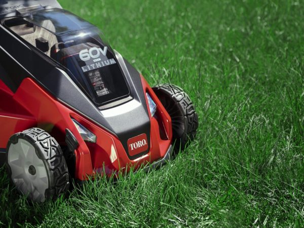 Toro® 60V Max* 21" Stripe™ Mower with Headlights | 21623 | Electric Mower